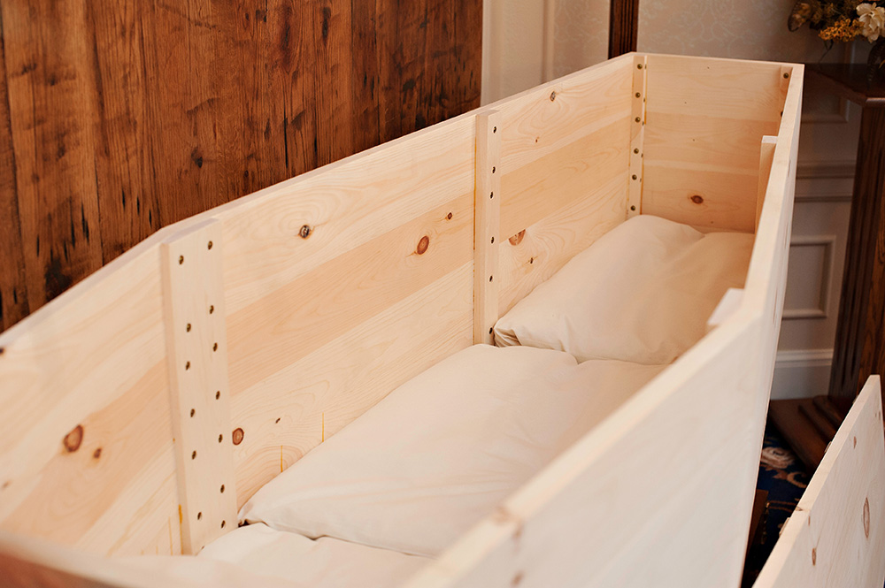 You Can Now Get A DIY Casket Kit To Help Your Family Save Money When 